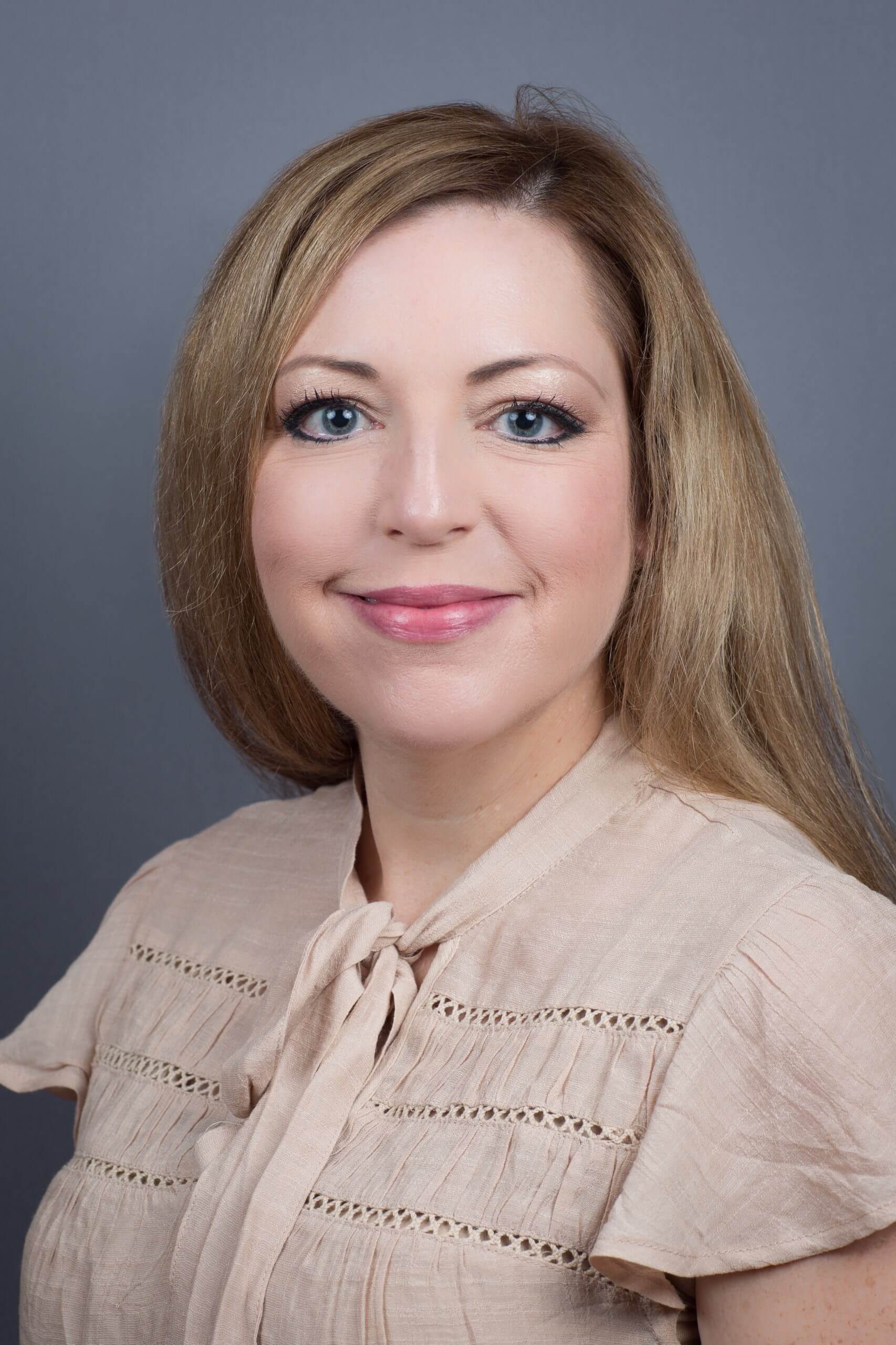 Amber Ezonnaebi - El Rio Health